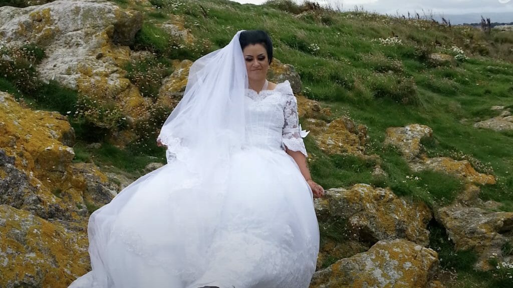 Wedding A Ghost, Yes, That Is A Real Thing Now