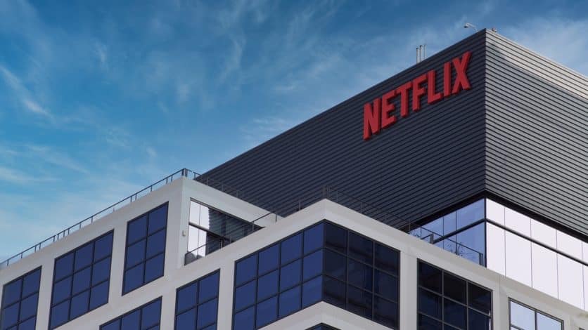 Netflix Employees Can No Longer Look At Each Other For More Than 5 Seconds