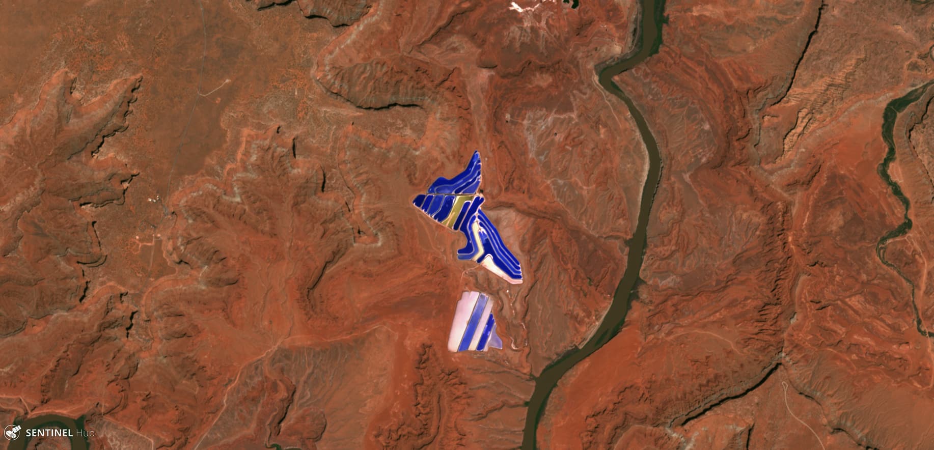 These Ethereal Blue Pools in Utah That Can Be Seen From Space