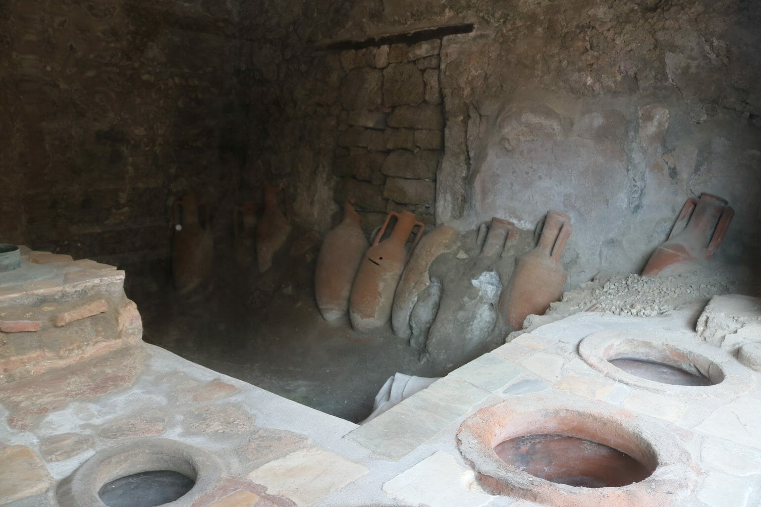 Pompeii: Deadly Volcanic Eruption Story