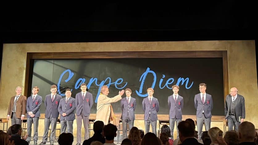 Dead Poets Society: Robin Williams' Famous Movie Hits the Parisian Stage