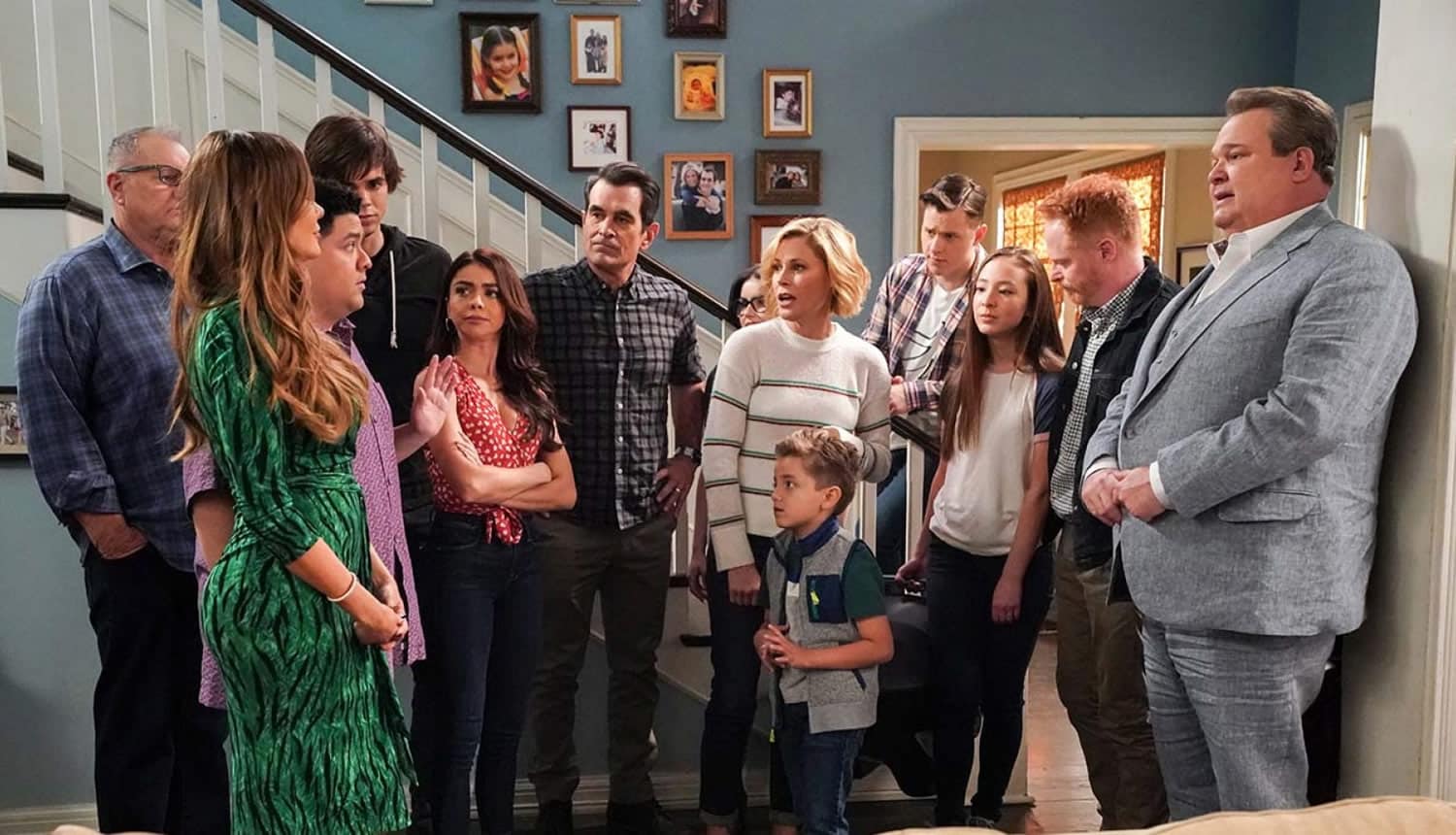 The Best 5 Comfort Shows to Rewatch This Fall