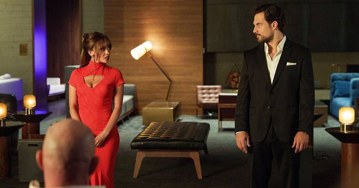 'Wild Cards': Ellis And Max’s 'Will They Or Won't They' Relationship ...